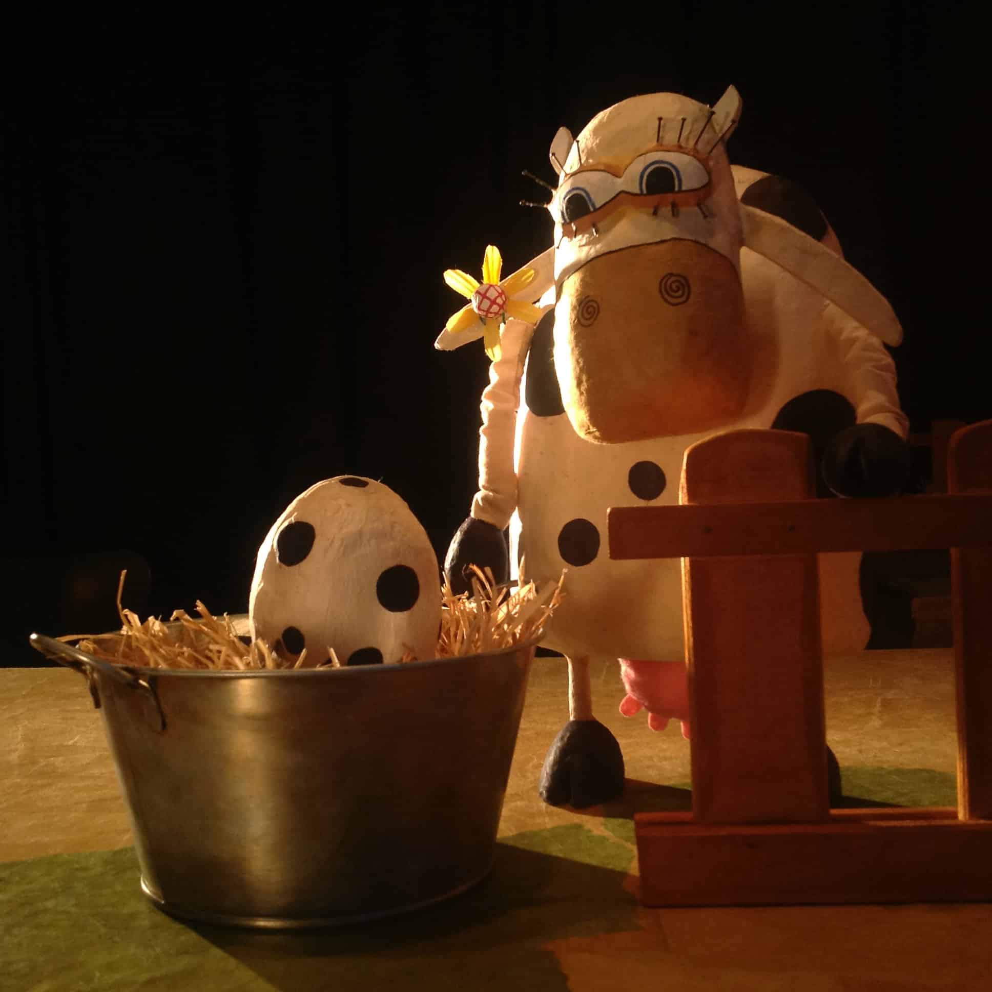 Festival de Títeres. Espectáculo «LA EXTRAORDINARIA HISTORIA DE LA VACA ...